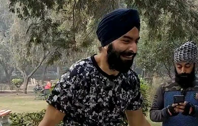 Most reverse double under skips in one minute | ギネス世界記録