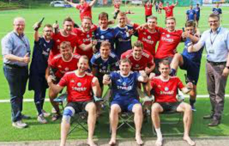 Longest marathon playing football (soccer) | ギネス世界記録